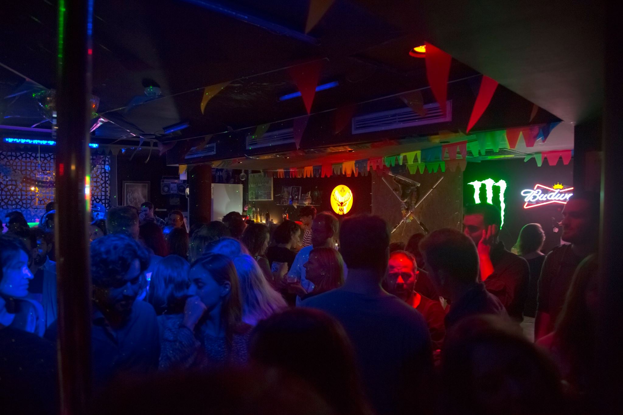 The Complete Guide to Palma de Mallorca Nightlife - Mallorqueta